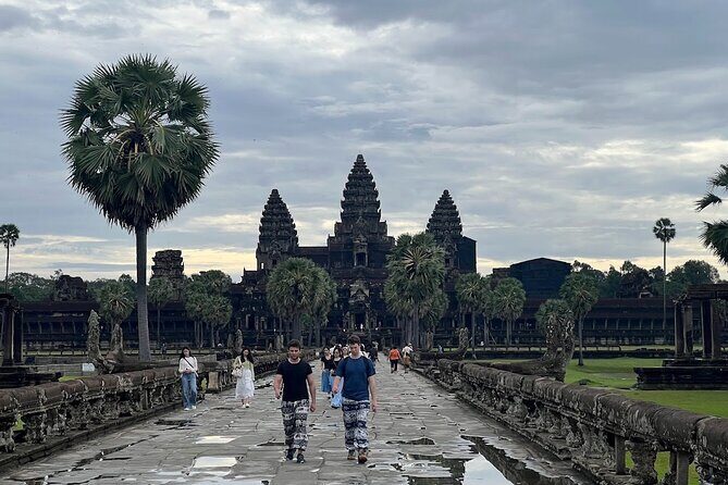 Private Angkor Wat Tour by Tuk Tuk - Overview of the Tour Experience