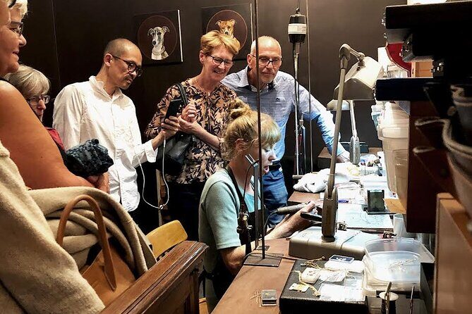 Private Antwerp's Diamonds and Jewellery Old City Center Historic Tour - Authenticity and Real Experiences
