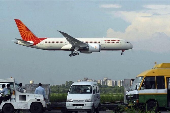 Private Arrival and Transfer Airport to Delhi Hotel by Car - FAQ