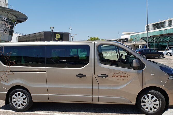 Private Arrival Transfer: from Geneva Airport to Gstaad Saanen - FAQ