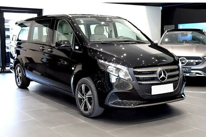 Private Arrival Transfer from Harbin East Railway Station to Harbin City Hotel - Who Will Love This Service