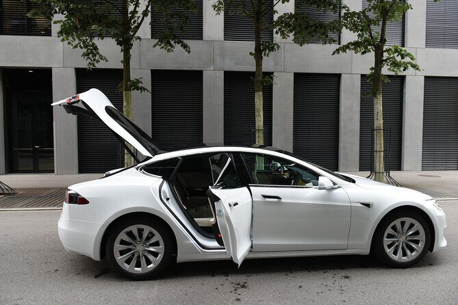 Private Arrival Transfer: from Zurich Airport to Lucerne - Transport That Sets the Tone for Your Swiss Trip