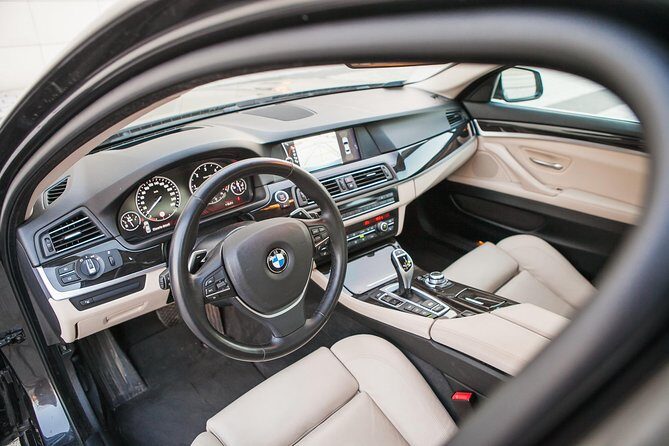 Private Arrival Transfer: Warsaw Chopin Airport - What Sets This Service Apart?