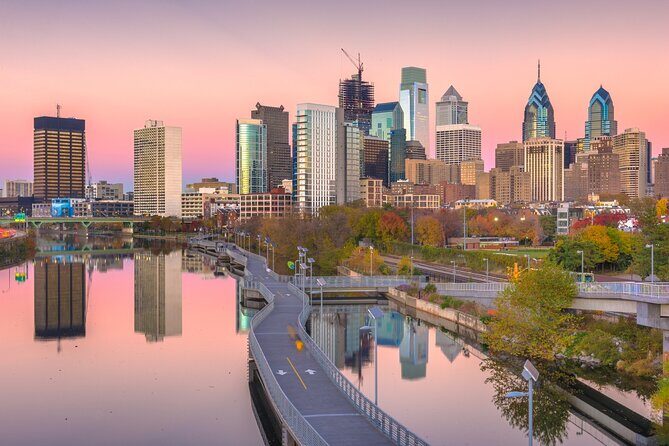 Private Art & Romance Tour in South Philadelphia - Key Points