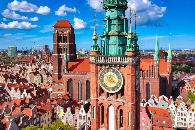 Private Artus Court and Gdansk Old Town Tour with Tickets - Exploring Gdansk’s Past: A Closer Look at the Private Artus Court and Old Town Tour