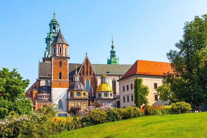 Private Artus Court and Gdansk Old Town Tour with Tickets - FAQ