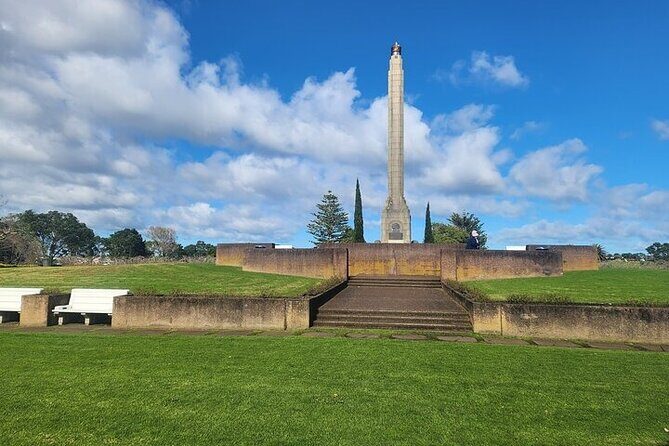 Private Auckland Best Top 5 Spots Half day Tour - The Guide’s Role: Knowledge and Hospitality