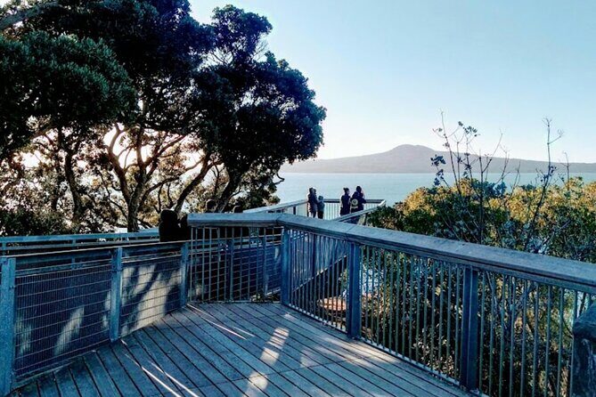 Private Auckland Full DayTour with Piha Beach(Optional/Customise) - The Sum Up