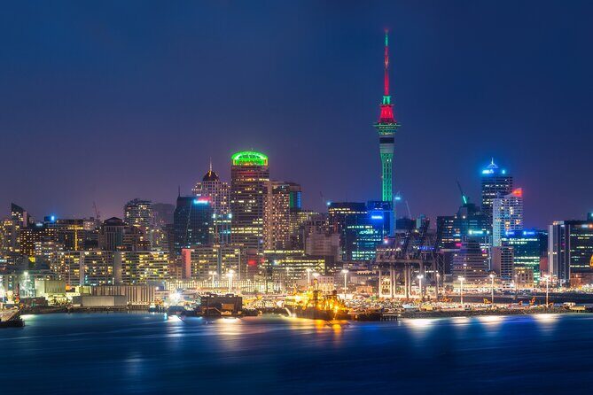 Private Auckland Sunset Tour Coastlines, Views and Golden Magic - Key Points