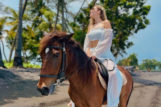 Private Bali Horse riding at saba beach - A Close Look at the Bali Horse Riding Experience