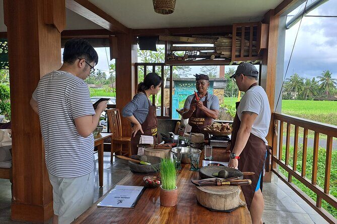 Private Balinese Cooking Class in Ubud at Santika's Home - Introduction