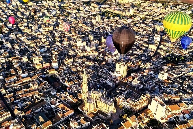 Private Balloon Flight Over Mallorca for Two People - The Cost and Value
