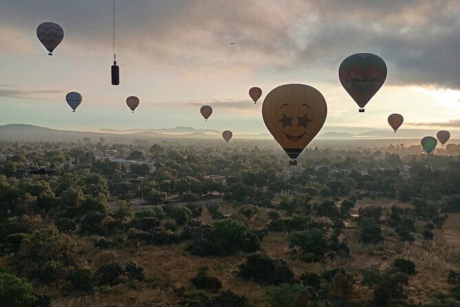 Private Balloon Over The Pyramids for Couples - FAQs