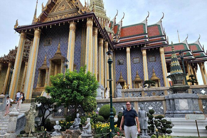 Private Bangkok Grand Palace Full-Day City sightseeing Tour - Wat Pho: The Reclining Buddha and Thai Massage