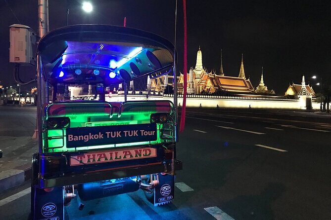 Private Bangkok Night City Tour by Tuk-Tuk with Thai Food - Key Points