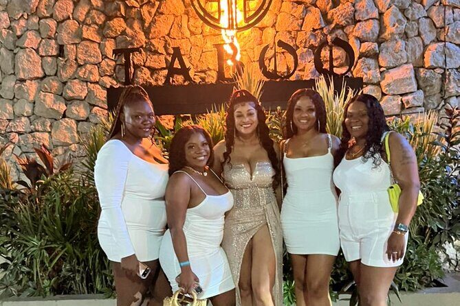 Private Bar and Clubs Tour in Cancun: Discover the Nightlife - An Introduction to this Cancun Nightlife Tour