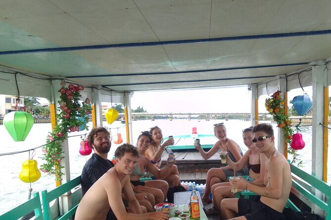 Private Bar On Lantern Boat in Thu Bon River - Appreciating the Value