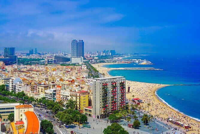 Private Barcelona Bike Highlights & Sagrada Familia - Authentic Experiences and Authentic Guides
