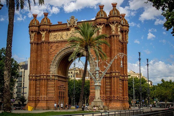 Private Barcelona Highlights Tour with Hotel pick-up - Frequently Asked Questions