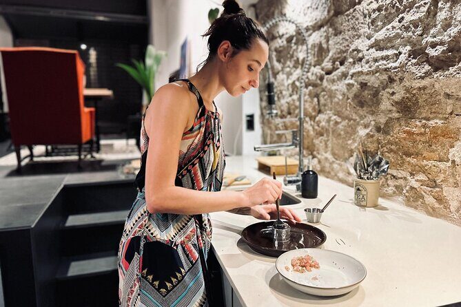 Private Barcelona Tapas and Cocktail Class with Market Tour - Who Will Love This Experience?