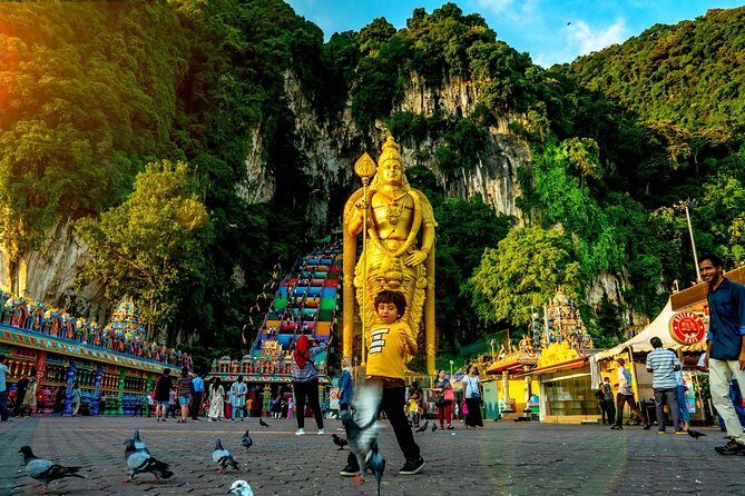 Private Batu Caves, National Mosque & Religious Tour with Lunch - Key Points