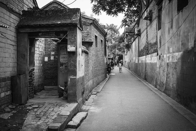 Private Beijing Day Tour Boating in Summer Palace and Hutong Visiting - Authenticity and Personal Touches
