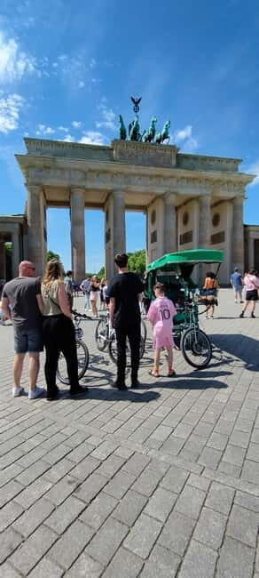 Private Berlin Rickshaw- Historical Berlin Up to 6 People - Key Points