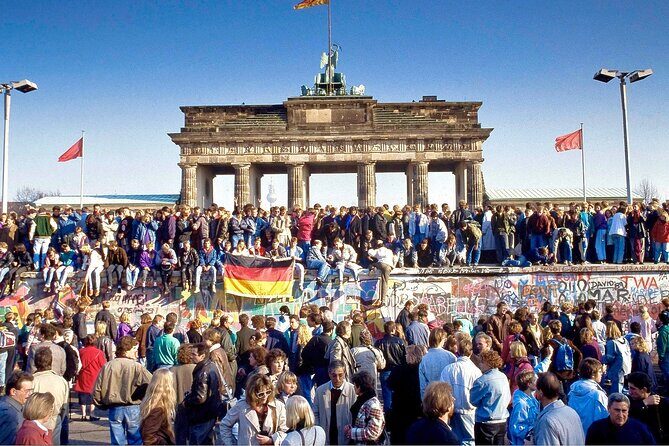 Private Berlin Walking Tour - Key Points