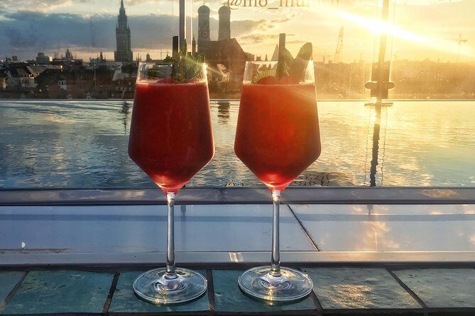 PRIVATE - Best Munich Cocktail Tour - all inclusive - Exploring Munich’s Nightlife in Style