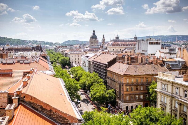 Private Bike Tour of Budapest Old Town, Top Sights & Nature - Key Points