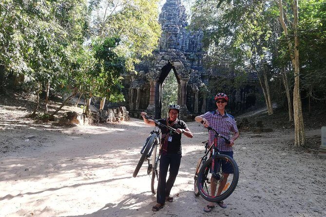 Private Bike Tour to Angkor Complex - Discover Siem Reap’s Hidden Treasures with a Private Bike Tour to Angkor’s Complex