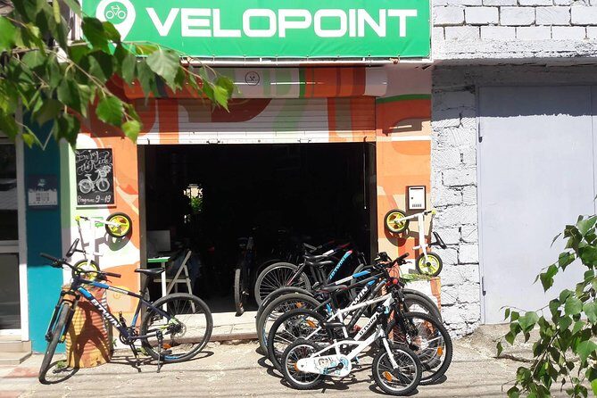 Private Bike Tour to Milestii Mici Winery with wine tasting and lunch - FAQs