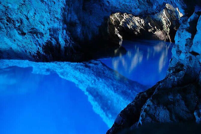 Private Blue Cave and 5 Island Tour - The Allure of the Blue Cave and the Islands
