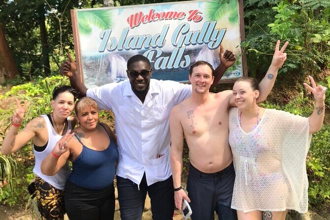 Private Blue Hole Secret Falls with Shopping from Montego Bay - Who Will Enjoy This Tour?
