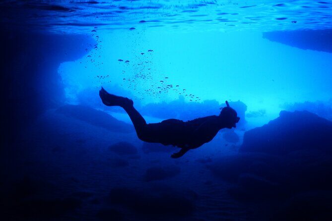 Private Blue Room and Beach Tour of Curacao - Detailed Breakdown of the Itinerary