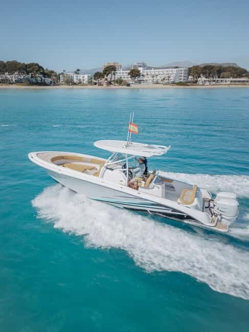 Private Boat 6h visiting Parc Natural with skipper and fuel - Introduction