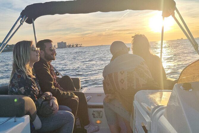 Private Boat Cruise with 6 Bottles of Champagne (2 hours) - Final Thoughts