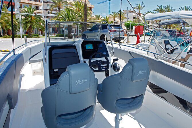 Private Boat Rental Abaris 23 from Alcudia - The Sum Up
