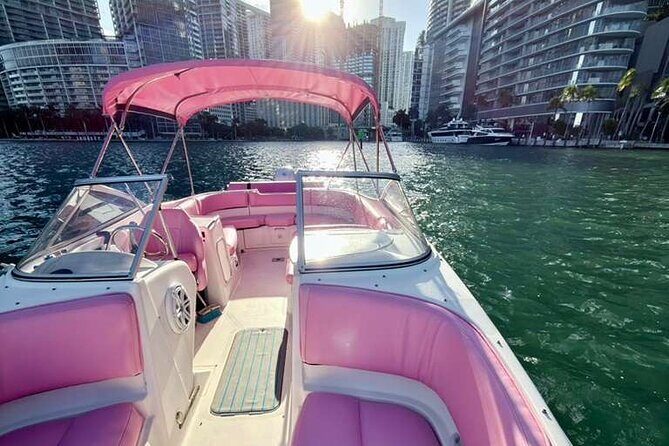 Private Boat Rental in Miami for 10 People - Why Choose This Private Boat Rental?