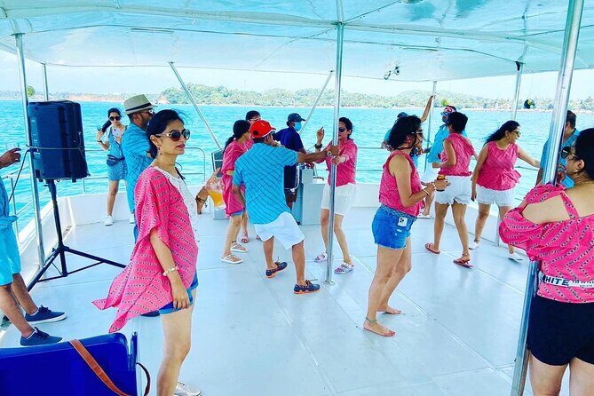 Private Boat Rental in the Mirissa Sea, Sri Lanka - Key Points