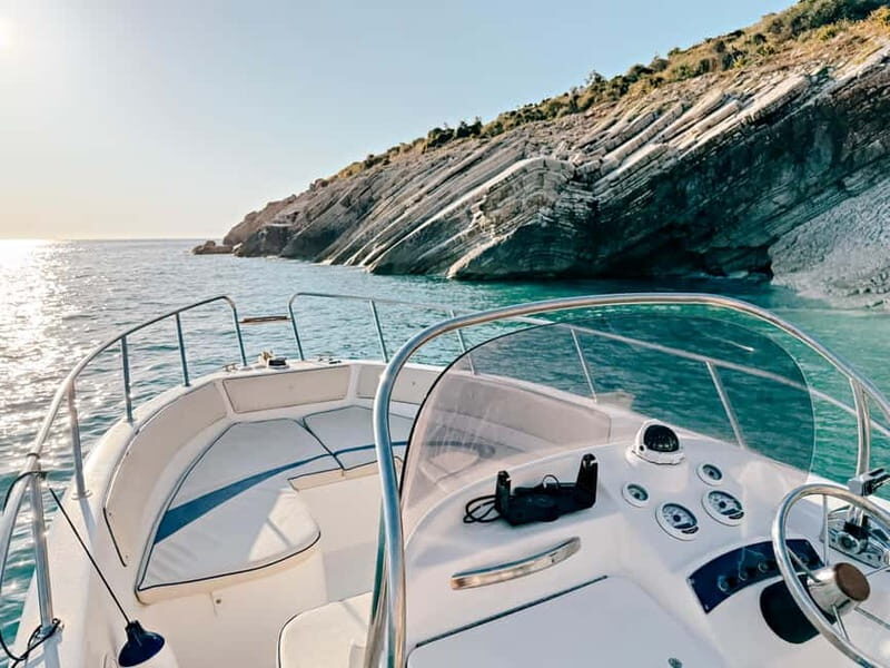Private Boat & Sunset Tour: Turtle Cave Kakome Krorez Beach - A Coastal Journey with Plenty of Charm