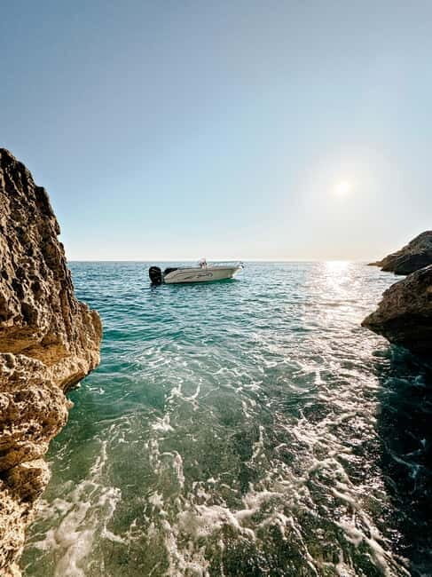 Private Boat & Sunset Tour: Turtle Cave Kakome Krorez Beach - The Experience on Board