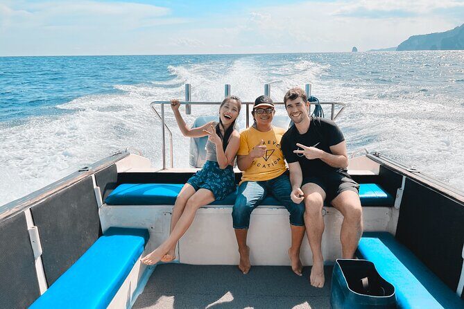Private Boat to Nusa Penida with Snorkeling and Land Tour - Key Points