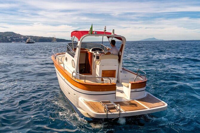 Private Boat Tour: Amalfi Coast from Sorrento - Gozzo 7.50 - Key Points