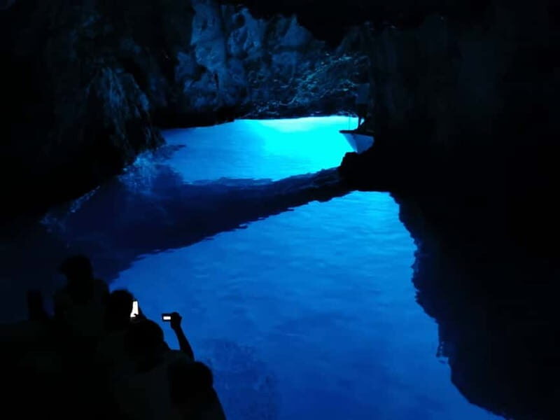 Private Boat Tour From Hvar: Vis Island, Green & Blue Cave - The Itinerary in Detail: Why Each Stop Matters