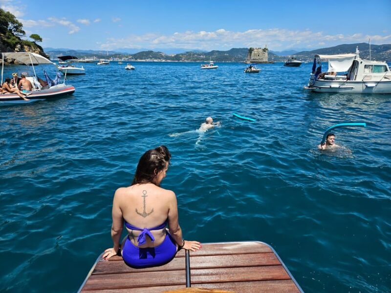 Private Boat Tour from La spezia to 5 Terre with Drinks-Snacks-Swimming - Key Points
