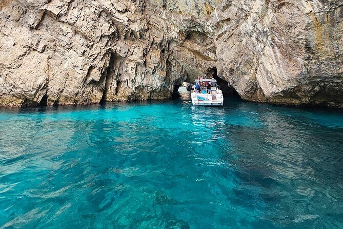 Private Boat Tour from Positano: Amalfi Coast or Capri - Who Should Consider This Tour?