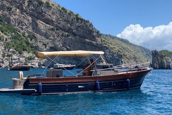 Private Boat Tour of Capri (full day) - FAQ