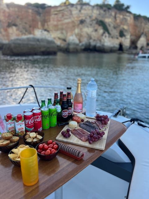 Private boat tour of the Algarve caves - The Experience Provider: Tc Jet Tour