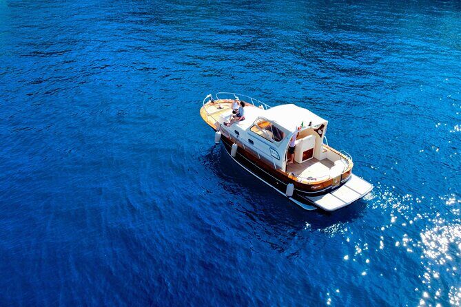 Private boat tour to Capri and Blue Grotto on Gozzo 32 ft - FAQs